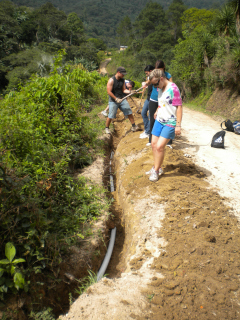 Programs / Water / Communities / El Encinal | Global Brigades